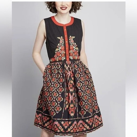 Modcloth | Dresses | Modcloth A Conversation Masterpiece Floral ...